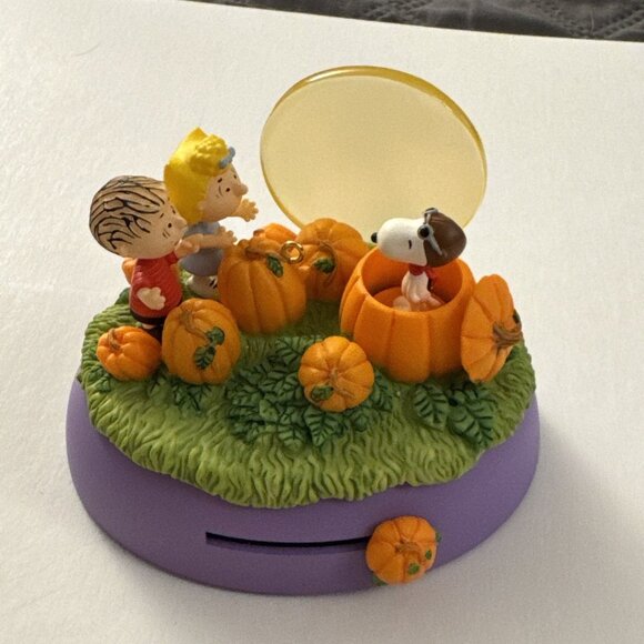 Hallmark | Holiday | Hallmark Keepsake The Great Pumpkins Visit ...